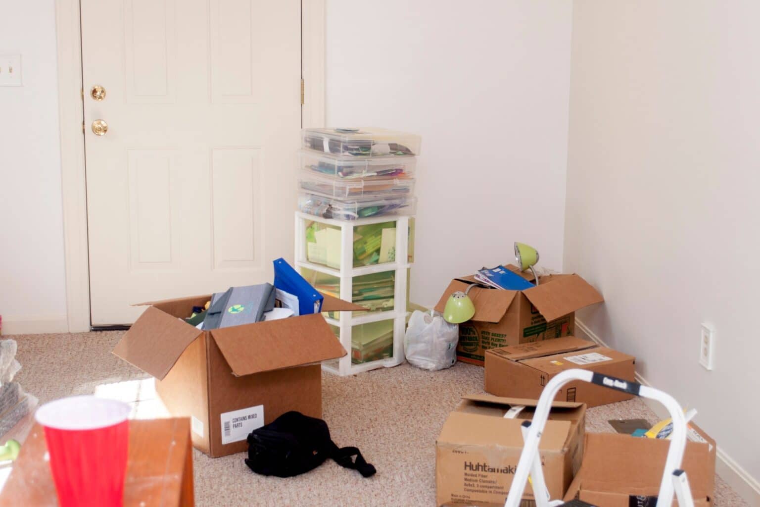 How to Clean a Messy House Step by Step