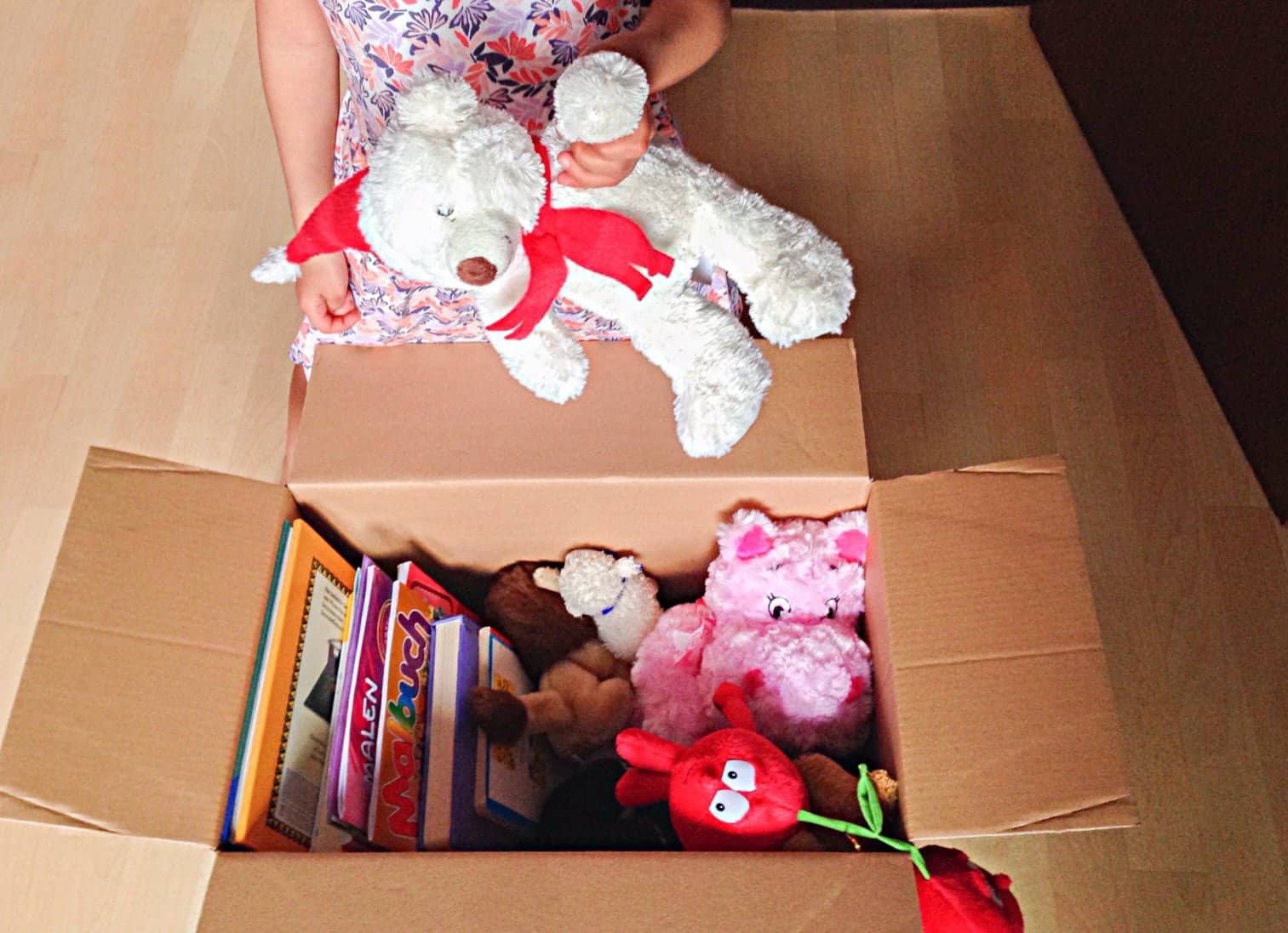 How to Pack a Messy House to Move