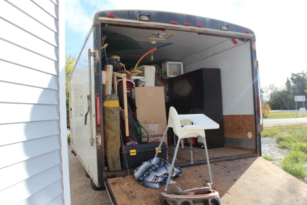 How to Pack a Messy House to Move - The Best Nest