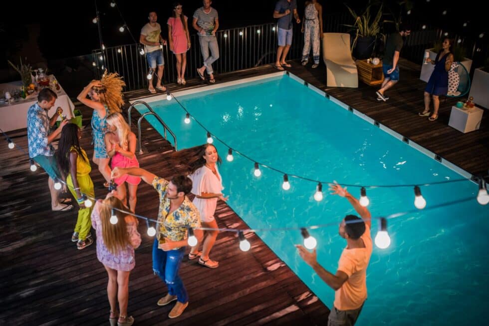 Tips to Host the Best Pool Party Ever